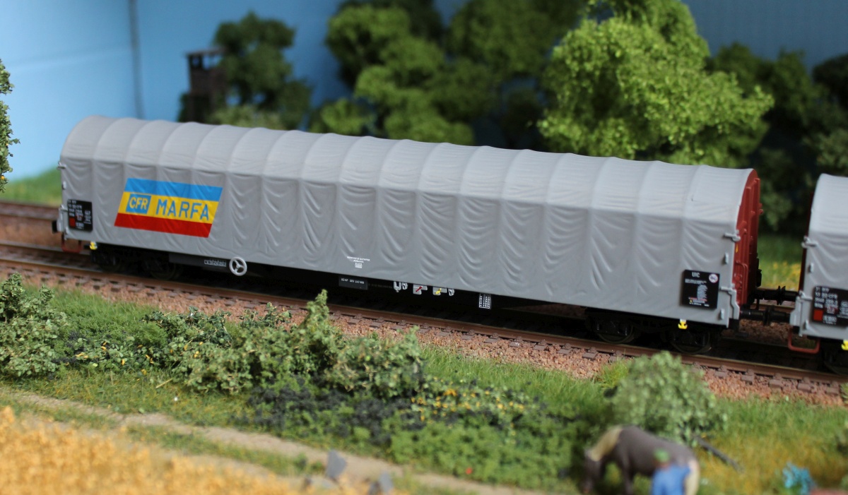 Set 2 vagoane CFR Marfa, tip Rils