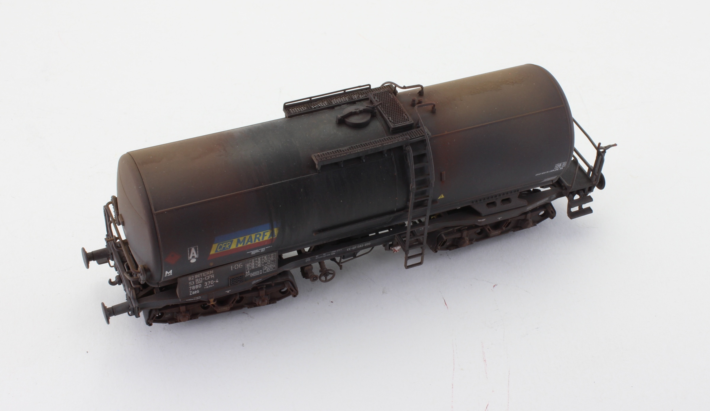 Set vagoane cisterna, CFR Marfa, Albert Modell, scara H0 (1:87)