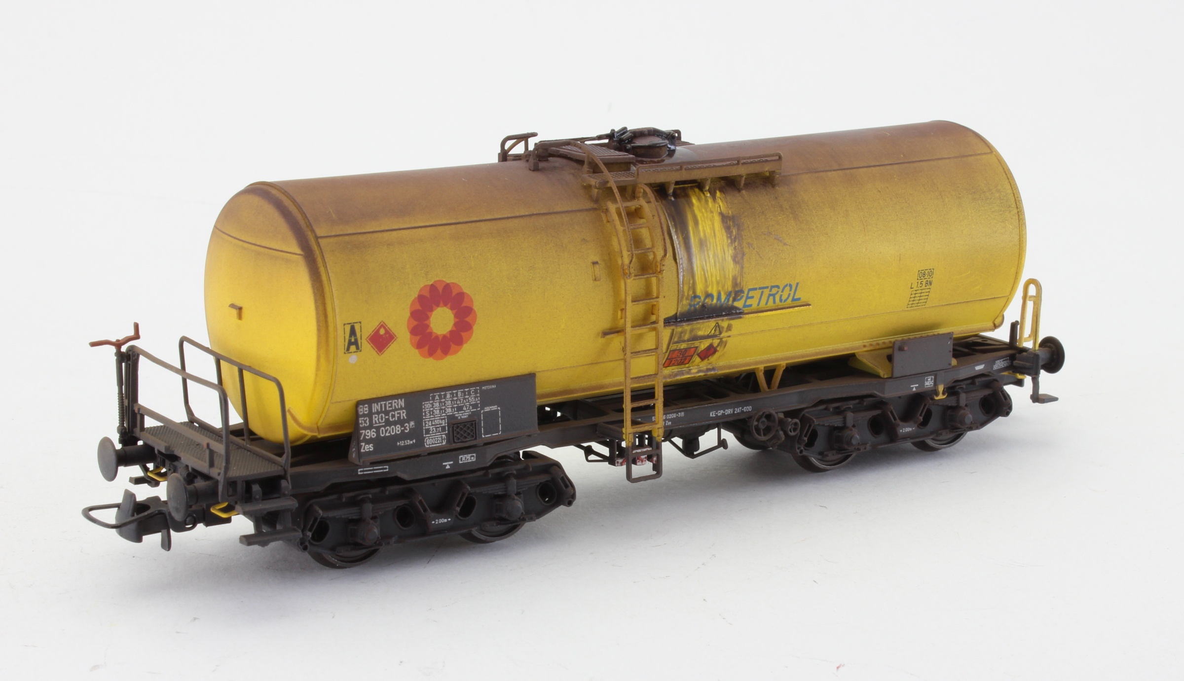 Vagon cisterna, CFR - "Rompetrol", Albert Modell, scara H0 (1:87)
