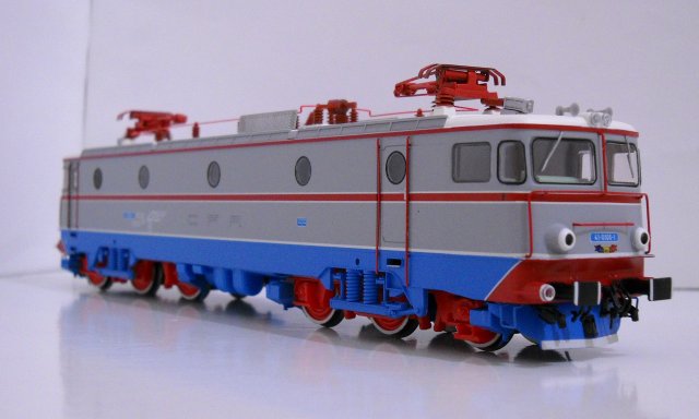 Electric locomotive 060 EA CFR