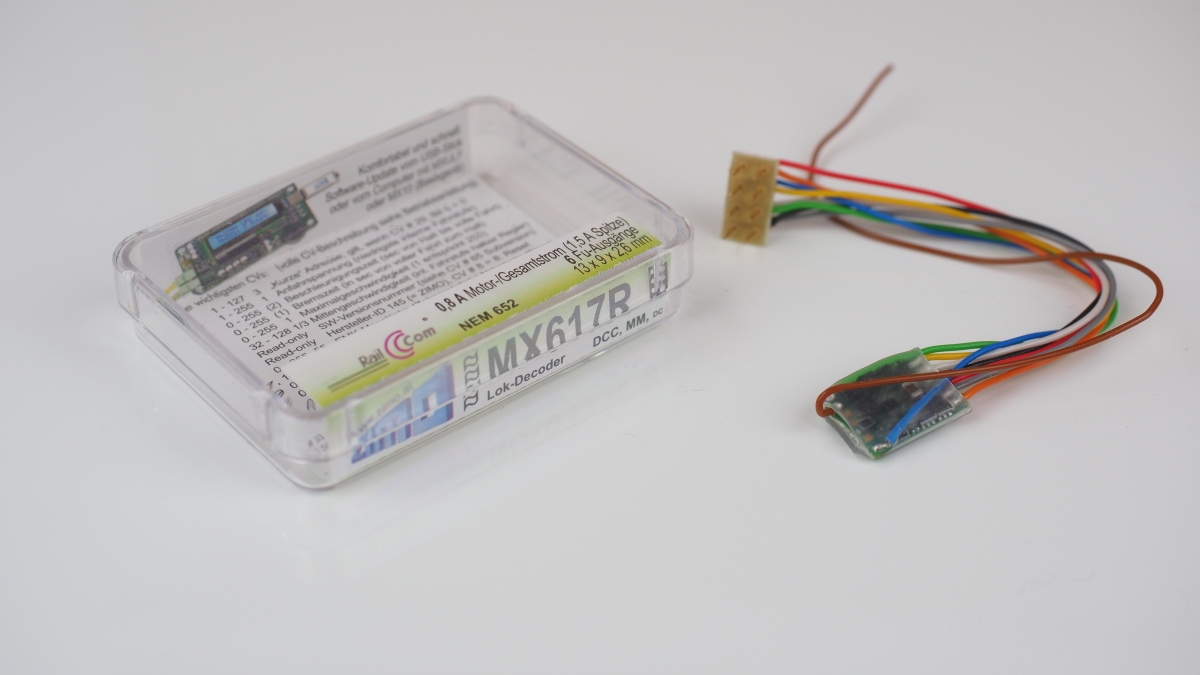 Zimo decoder, NEM 652, model trains decoder
