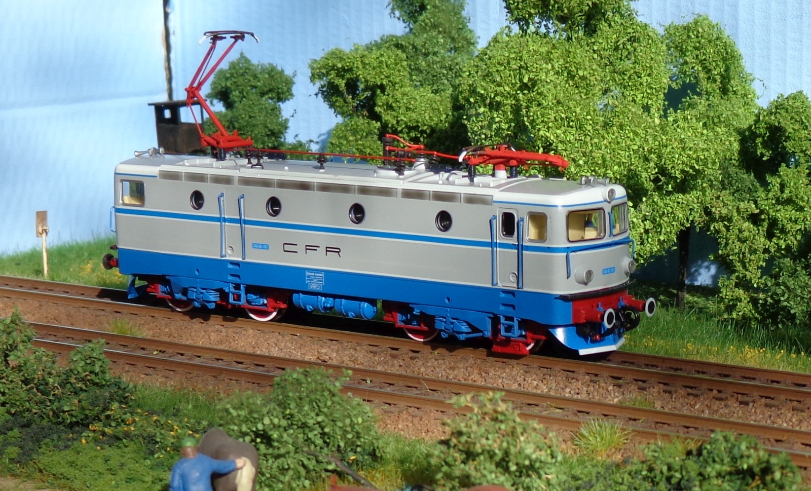 CFR electric locomotive, type EC