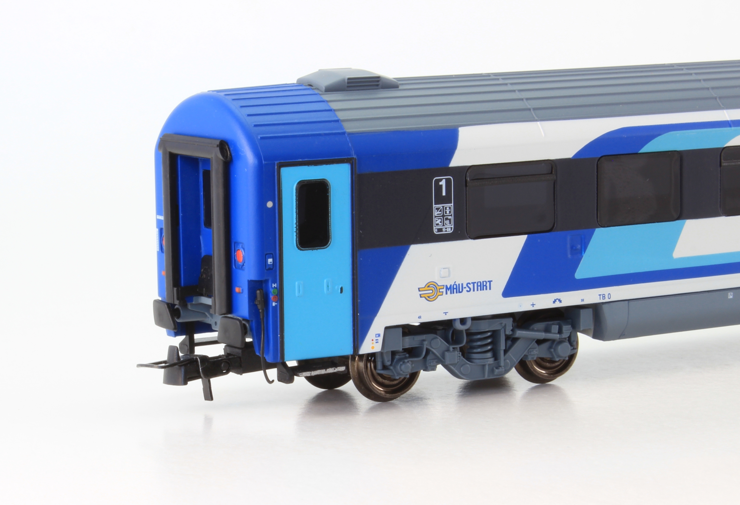 MAV-Start CAF 1 Cl. coach Apmz, NMJ, H0 Scale (1:87)