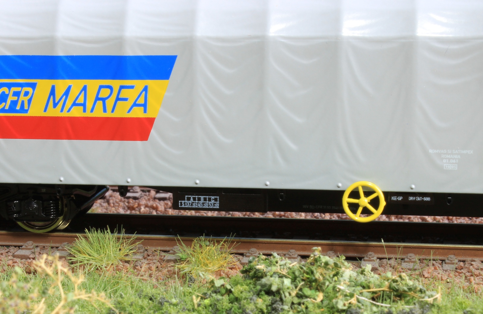Vagon marfa cu prelata, CFR, scara H0 (1:87)
